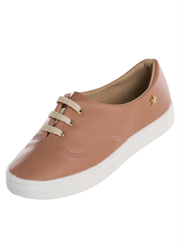 Tênis Rosê com Detalhe em Verniz - Queima de Estoque