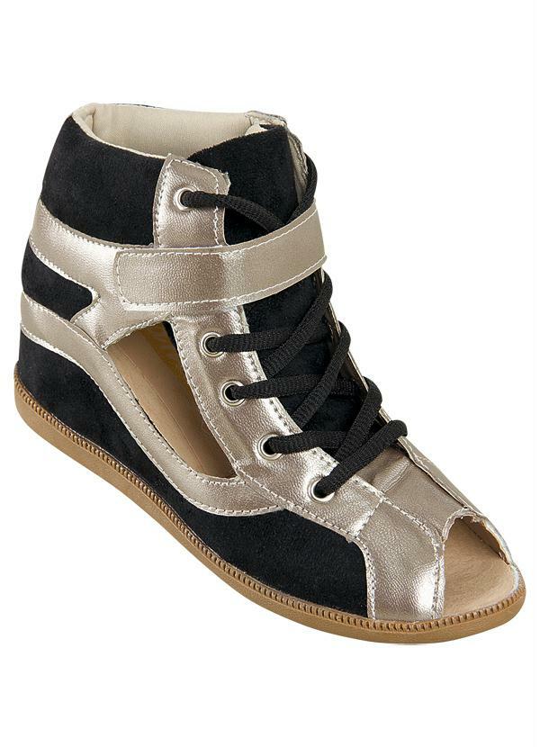 Sneaker Vazado Prata e Preto - Queima de Estoque