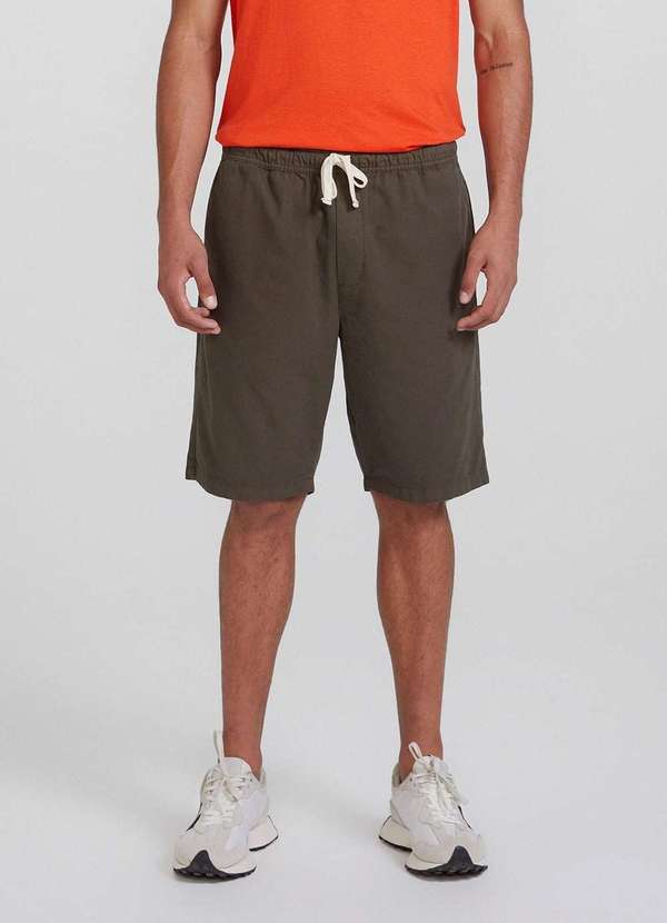 Bermuda Basica Masculina Reta em Sarja Verde - Hering Oficial