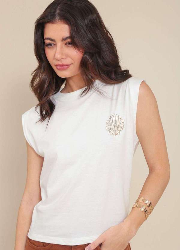 Blusa Muscle Tee em Meia Malha com Aplique Strass Concha Branco - Pop Me