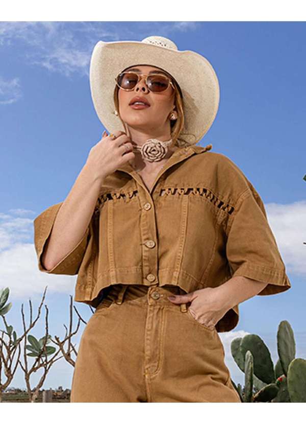 Camisa Sarja Over Cropped Feminina Entrelacada Ana Castela Bege ...