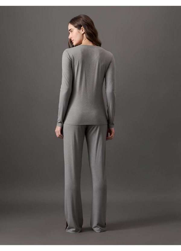 Pijama Feminino Manga Longa e Calça Canelada Calvin Klein Underwe Cinza ...