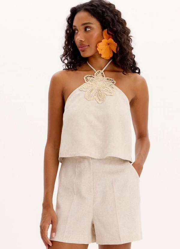 Blusa Curta Frente Única com Aplicação Frontal de Flor A0001 - Lanca ...