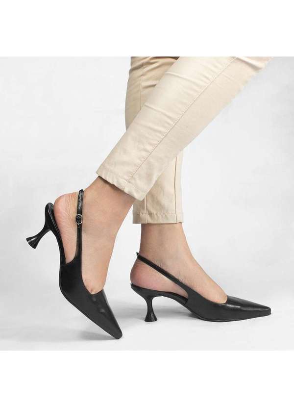 Scarpin Zatta Slingback Salto Taca Medio Nayara Preto - Zatta Calcados