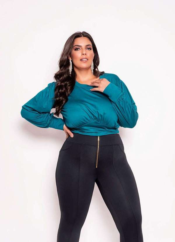 Blusa Plus Size Lisa Manga Longa Azul - Ana Maya Curves