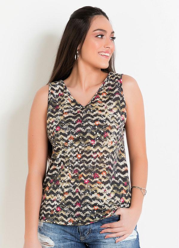 Blusa Decote em V com Estampa Floral - Outlet