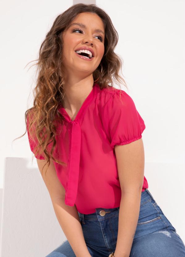 Blusa Rosa com Gola Laço - Quintess
