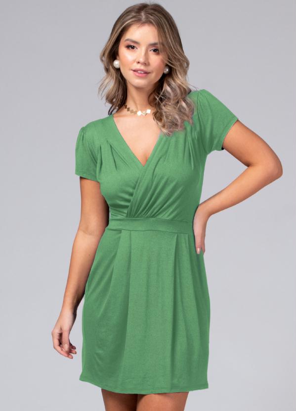 Vestido Verde Claro com Decote Transpassado - Quintess