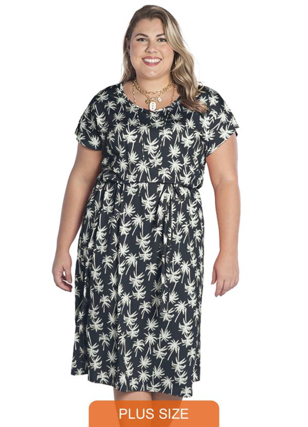 Formitz Plus Size - Vestido Midi Decote Redondo Manga Curta (Preto) Formitz Plus Size - Vestido Midi Decote Redondo Manga Curta (Preto)