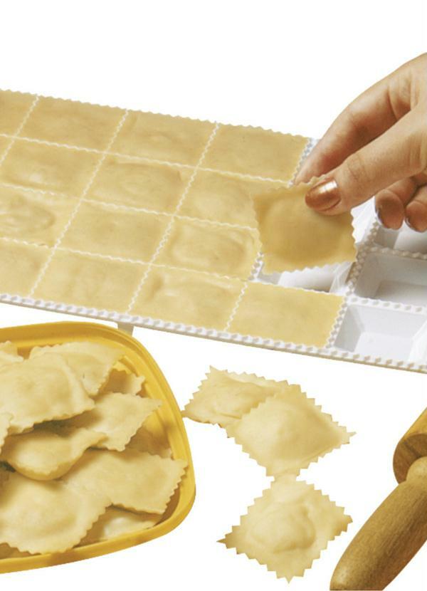 Forma para Ravioli e Pastéis - Lar&Lazer